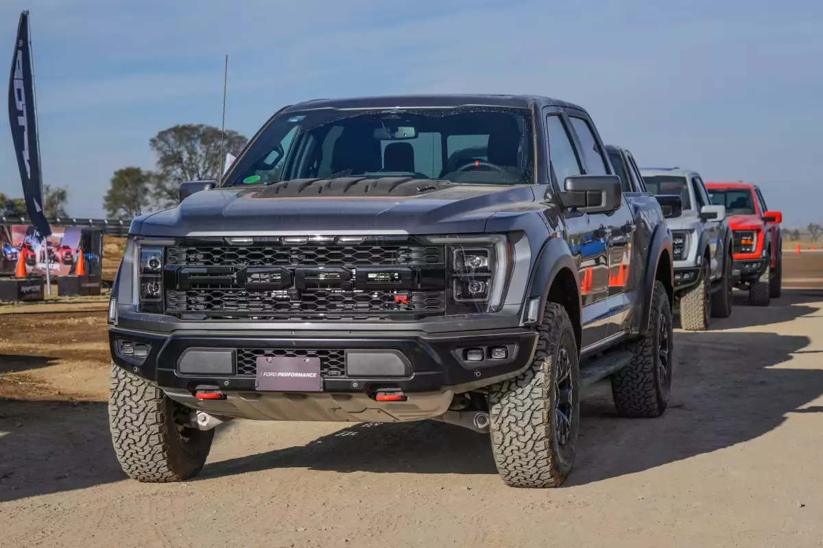 Ford apuesta por su marca Raptor para derivar versiones más rentables ...
