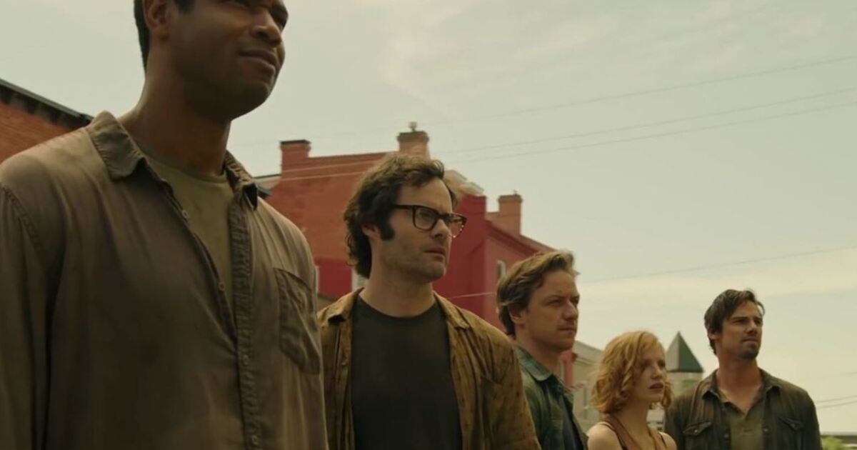 Todos flotan de nuevo con el primer tráiler de 'It: Chapter 2'