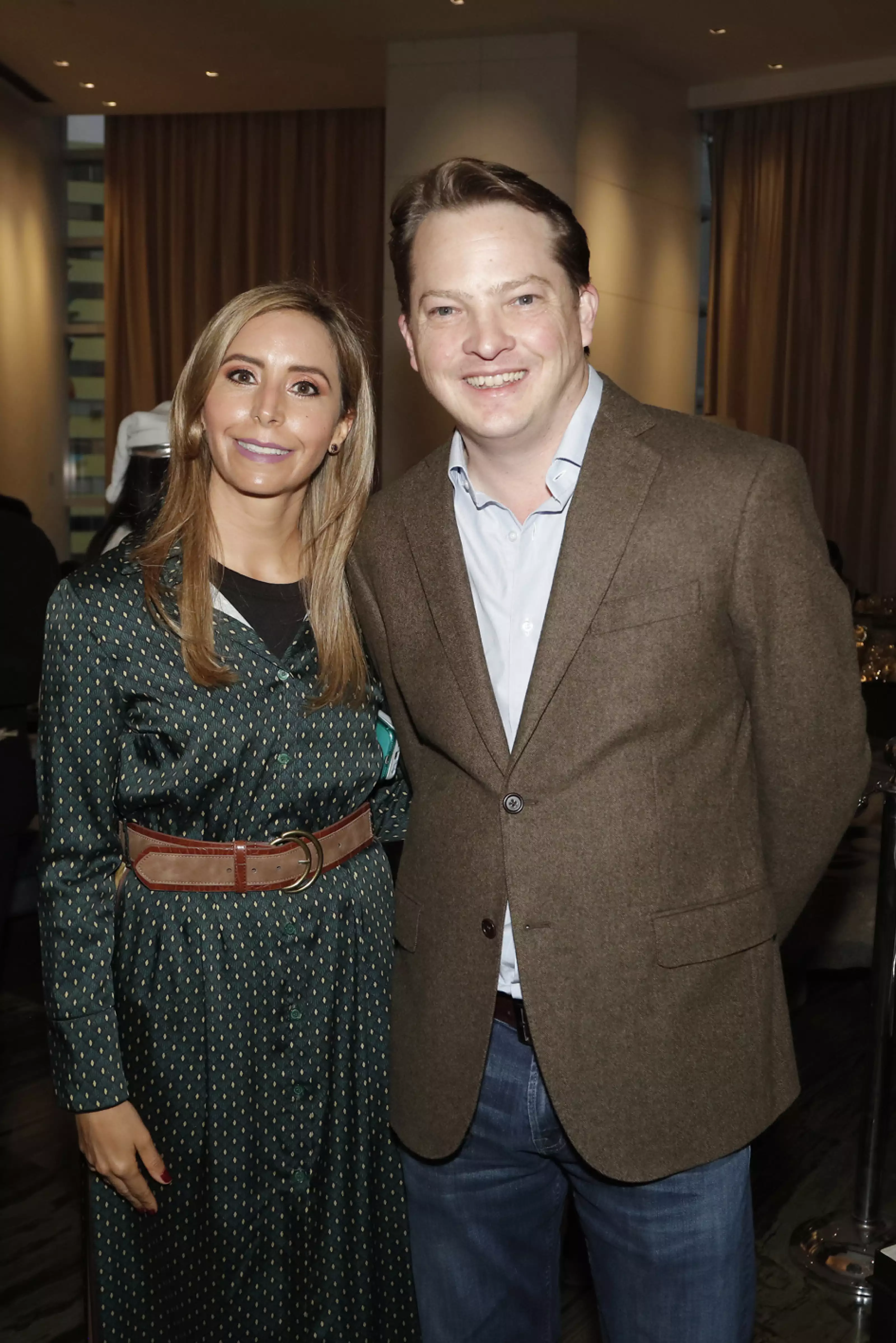 Isa Valero y Horacio Pancheri en la Navidad del St. Regis