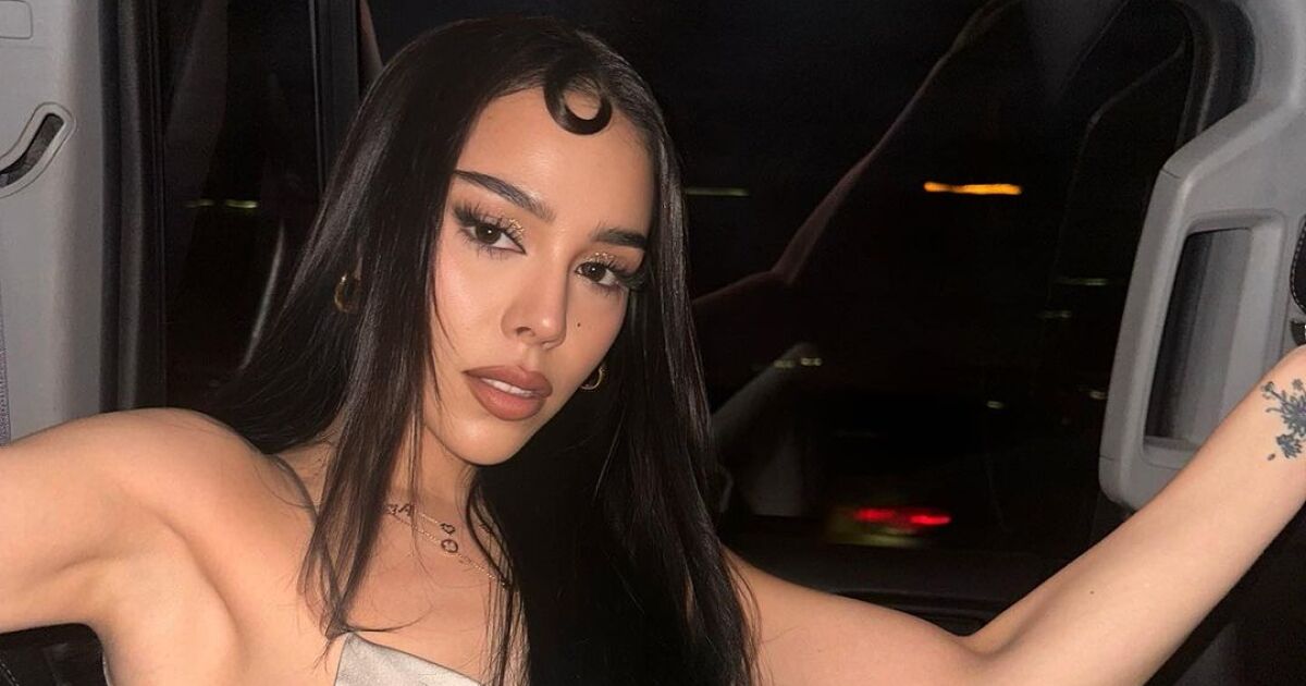 Danna levanta la mano para participar en el musical de RBD