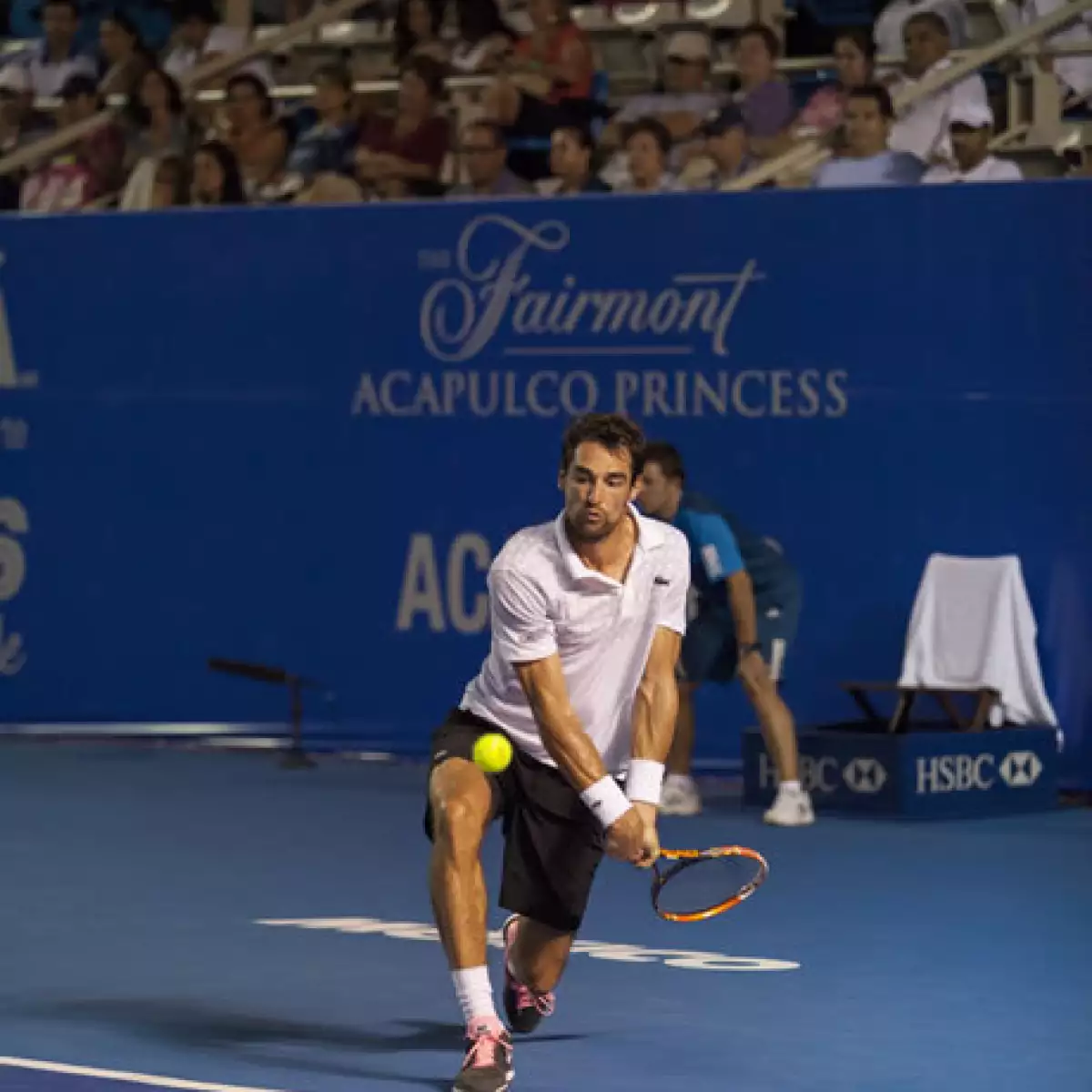 Alejandro Burillo recibe reconocimiento en Abierto Mexica...