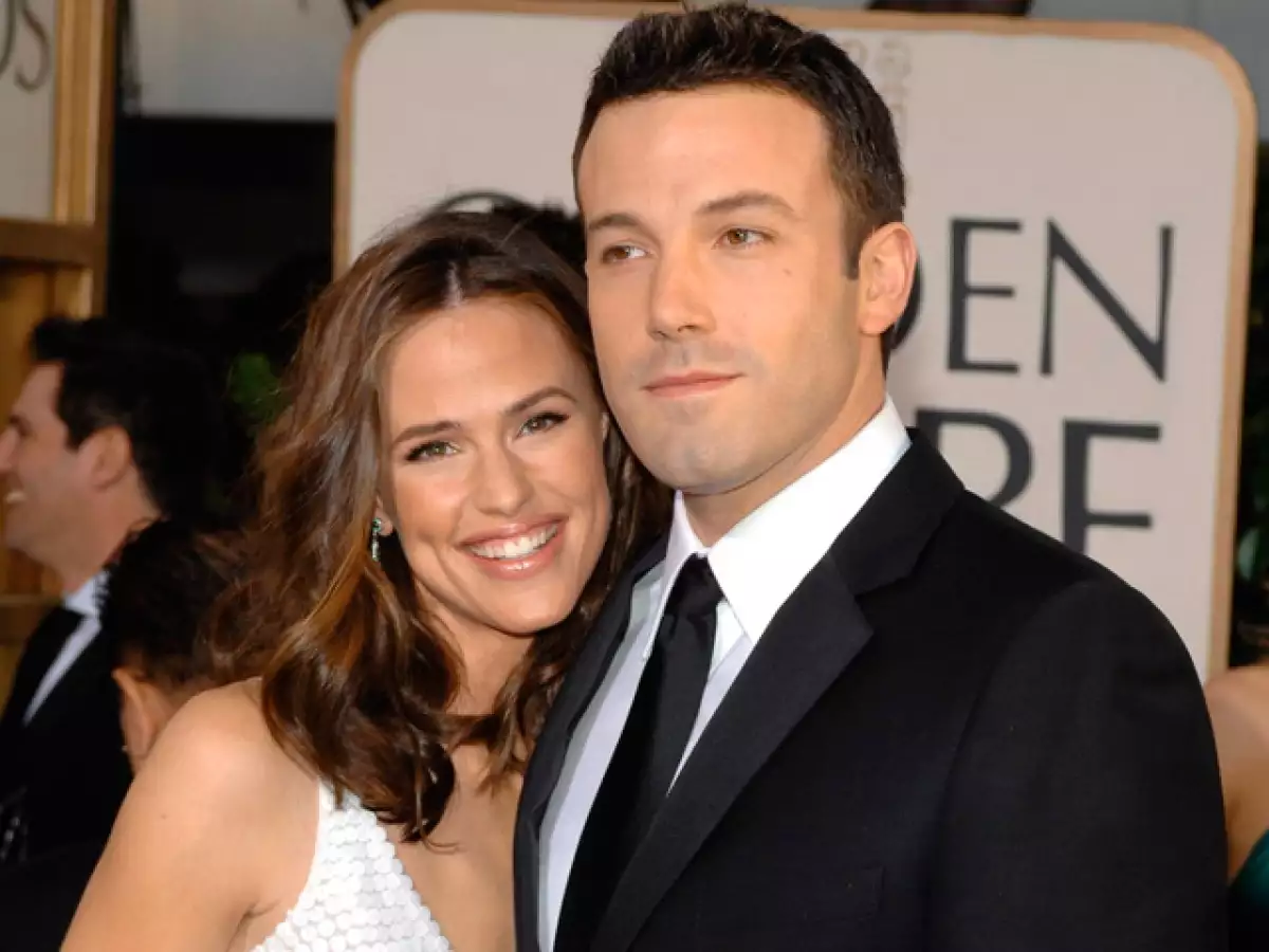 Ben Affleck apoya a Jennifer Garner después de la muerte de su papá