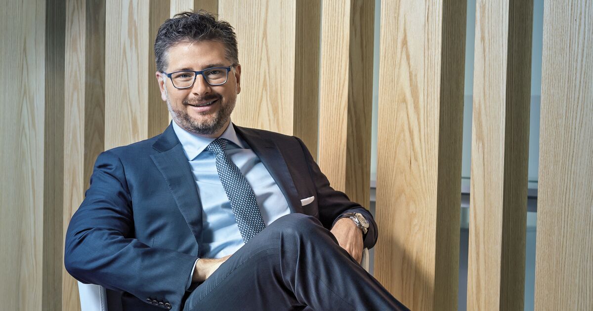 El capitán de la internacionalización