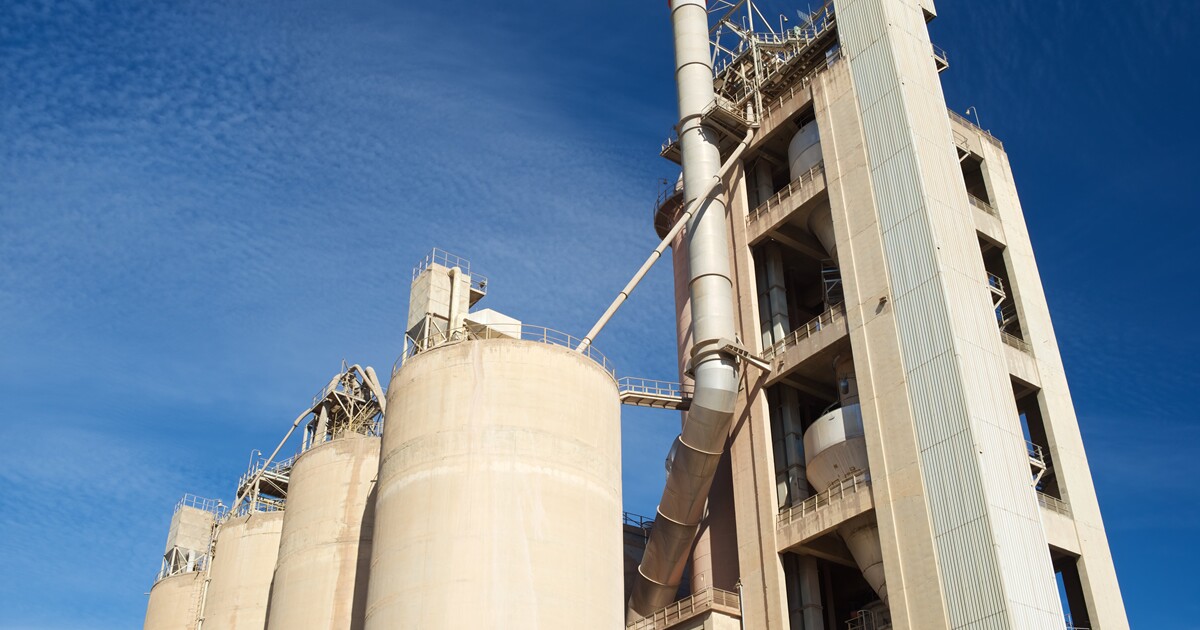 Cemex vende plantas de concreto y agregados en Alemania