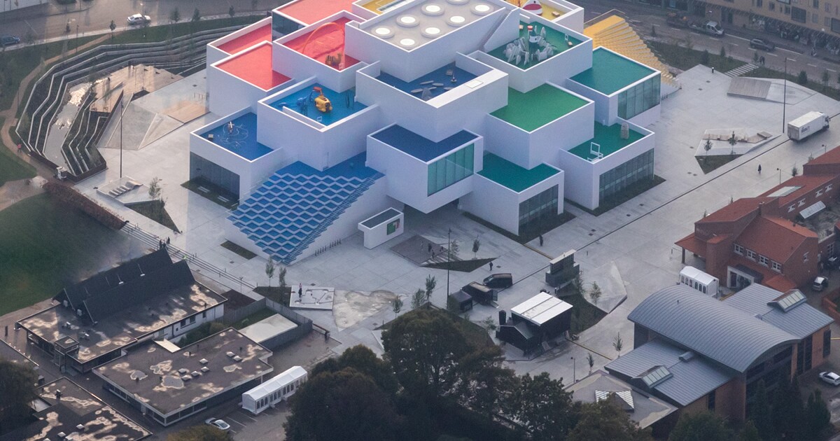 La historia de cómo se construyó Lego House: un lego a escala real