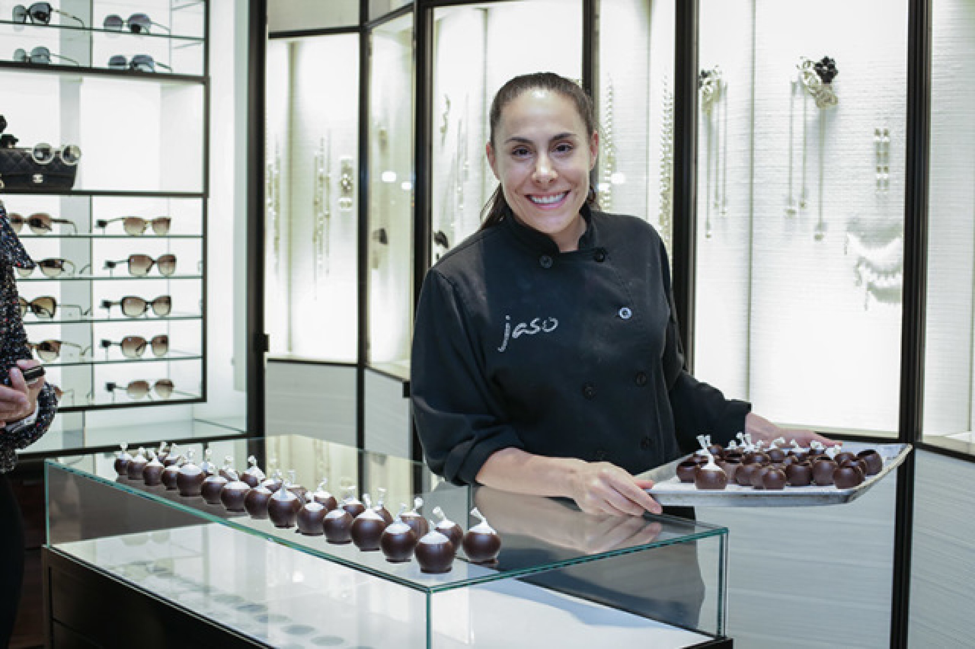 Grandes personalidades en la apertura de Chanel
