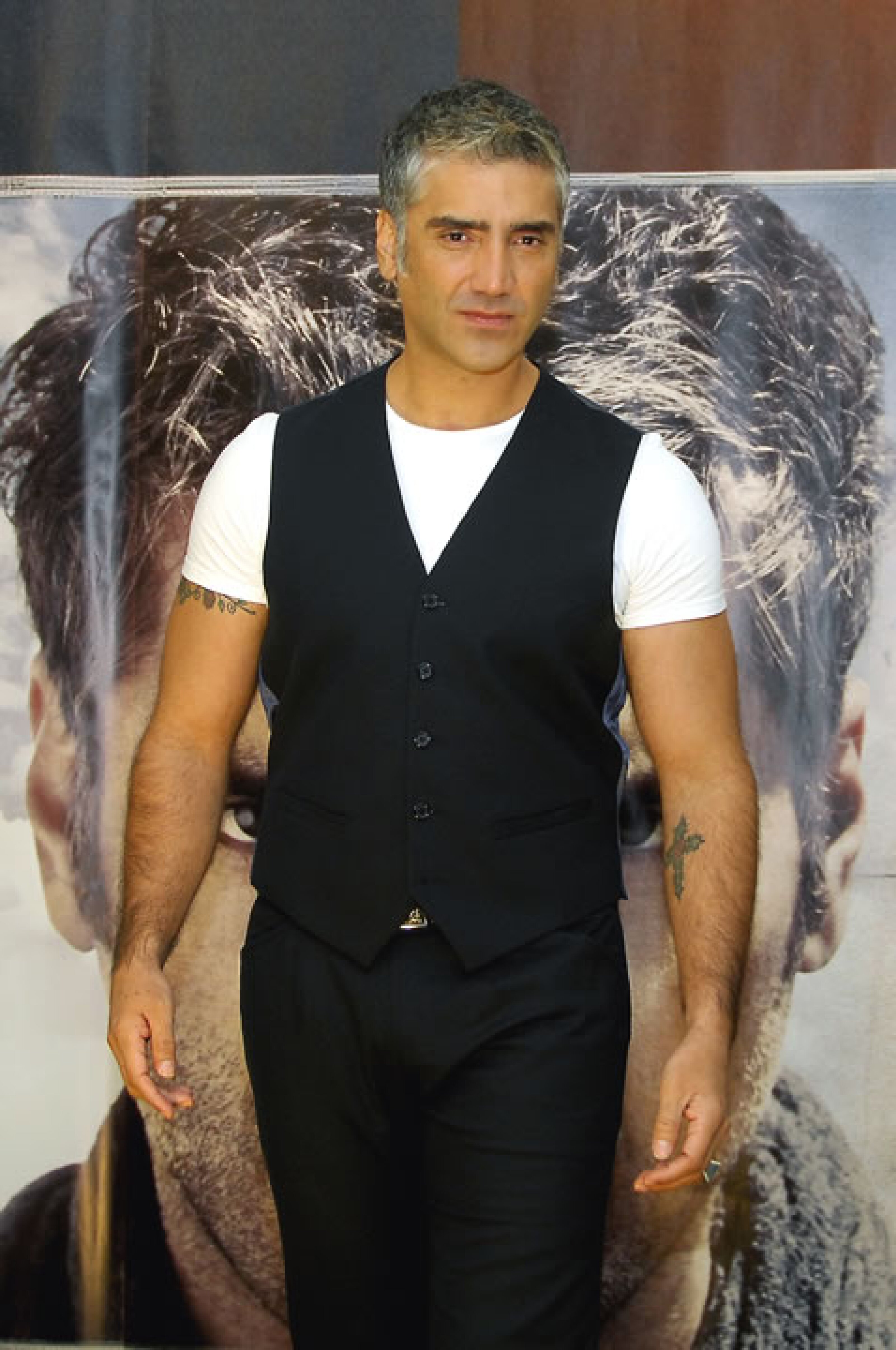 Así ha cambiado Alejandro Fernández a través de los años