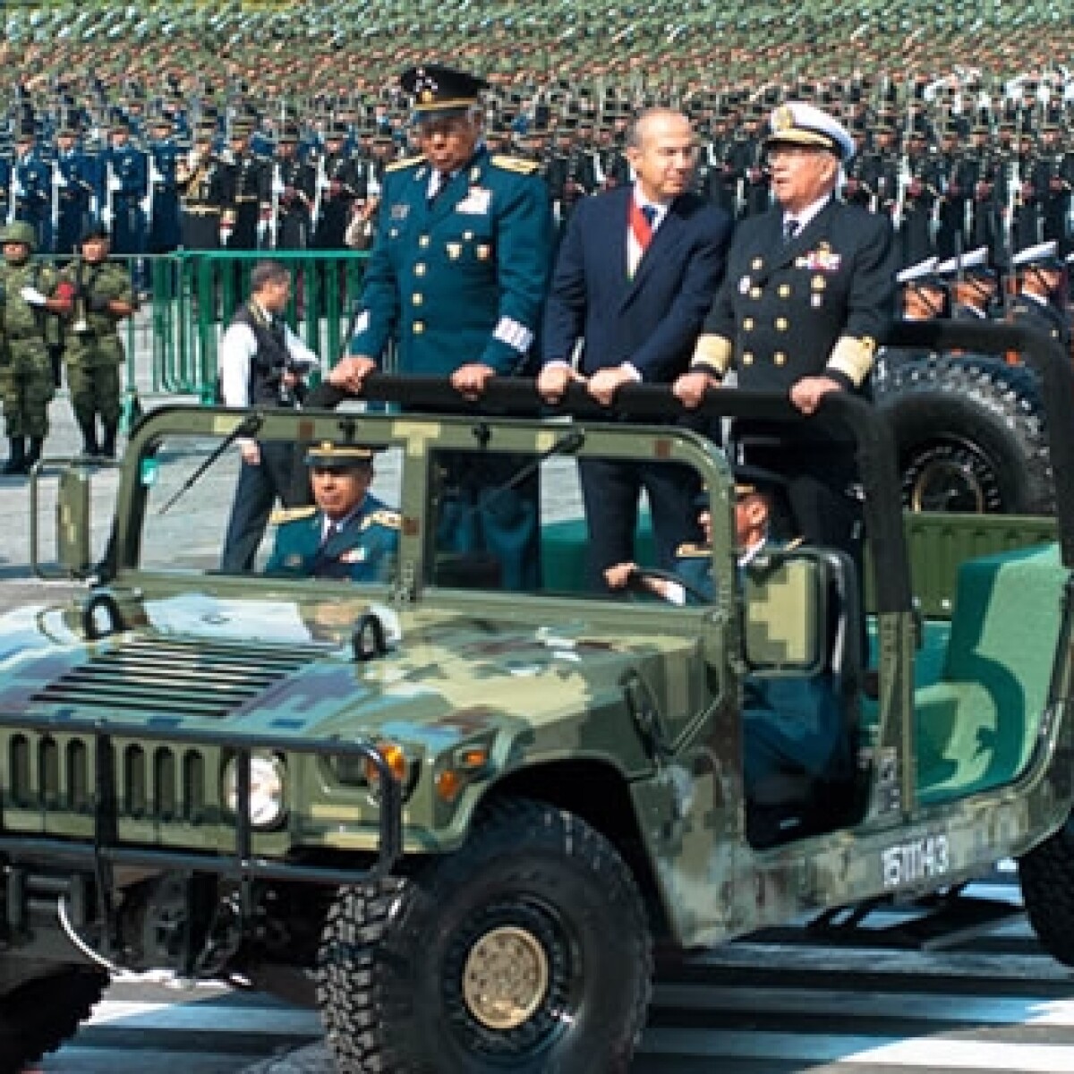 El Desfile Militar Del 16 De Septiembre último En El Sexenio De Calderón