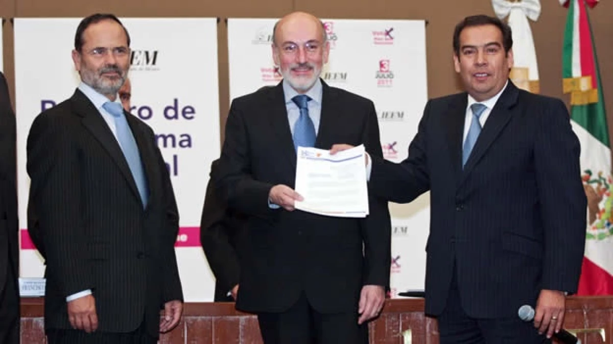 Bravo Mena se registra como candidato del PAN al gobierno del Edomex