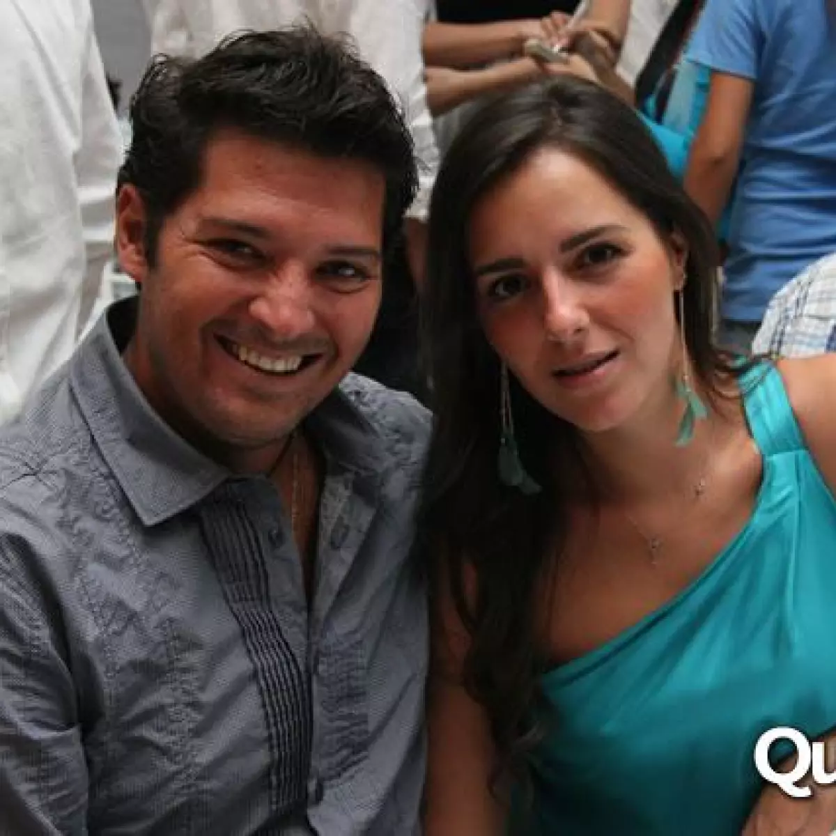 Ricardo y Alina Estrada bautizan a su hijo