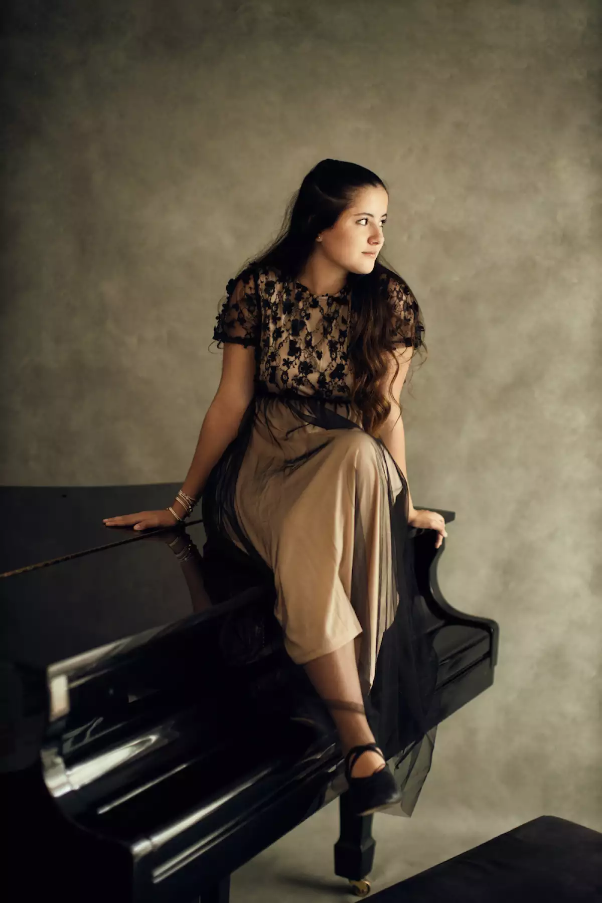 María Hanneman, la pianista fanática de Billie Eilish