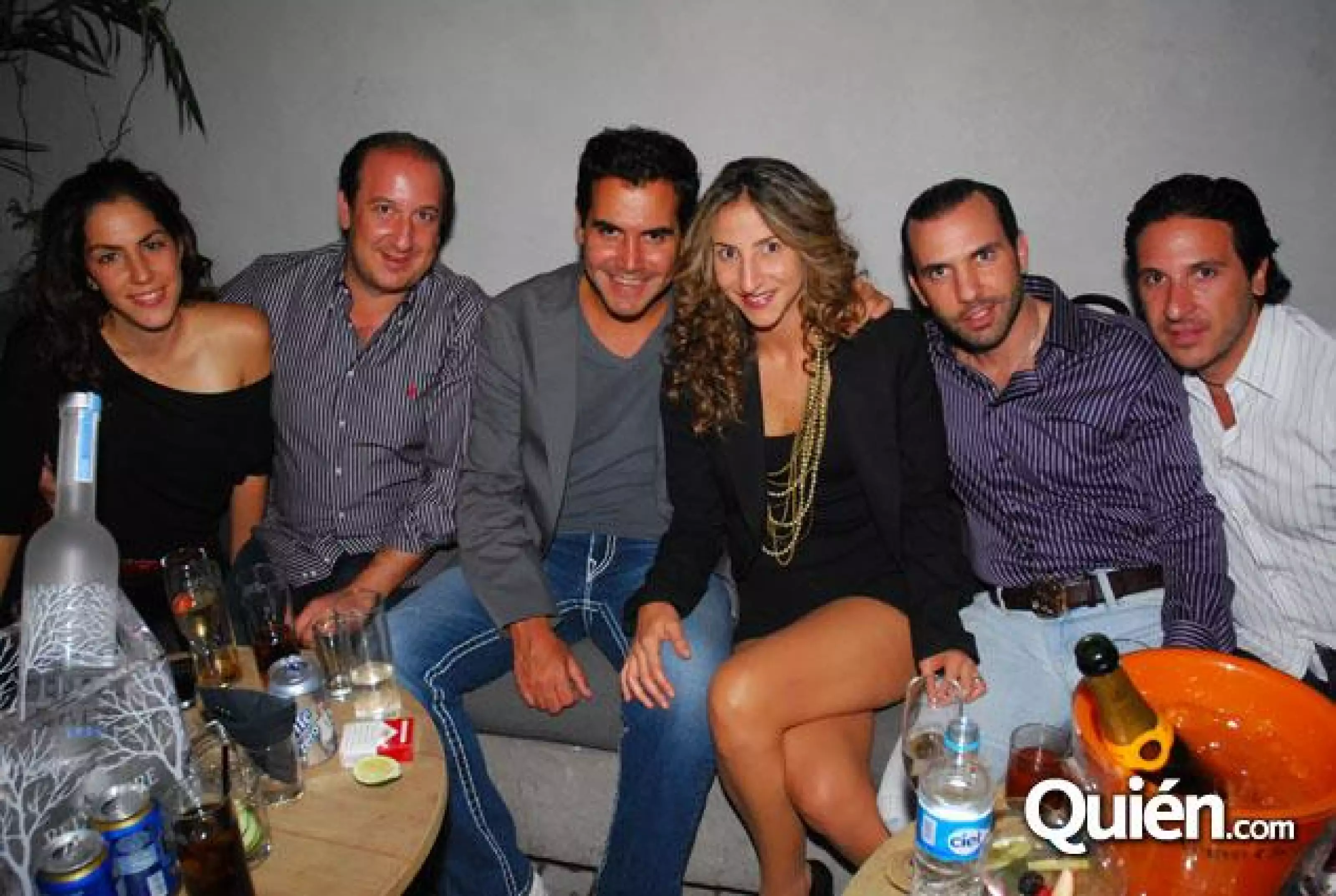 Luisa Serna festeja en el Club 55