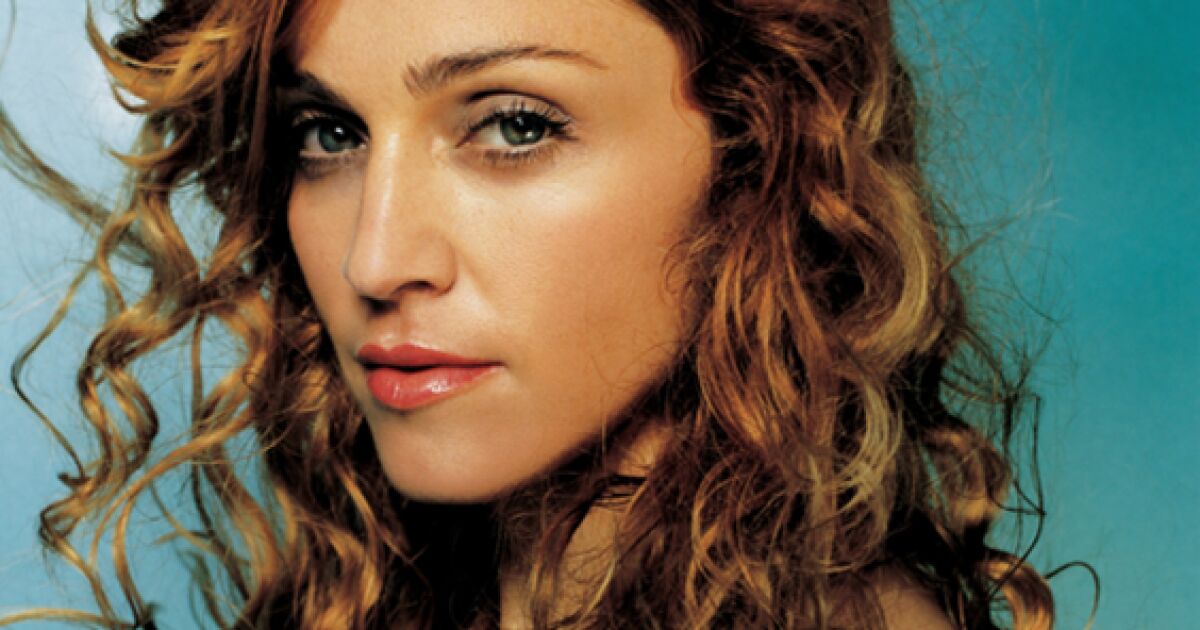Madonna hace 25 años lanzó 'Ray of light'