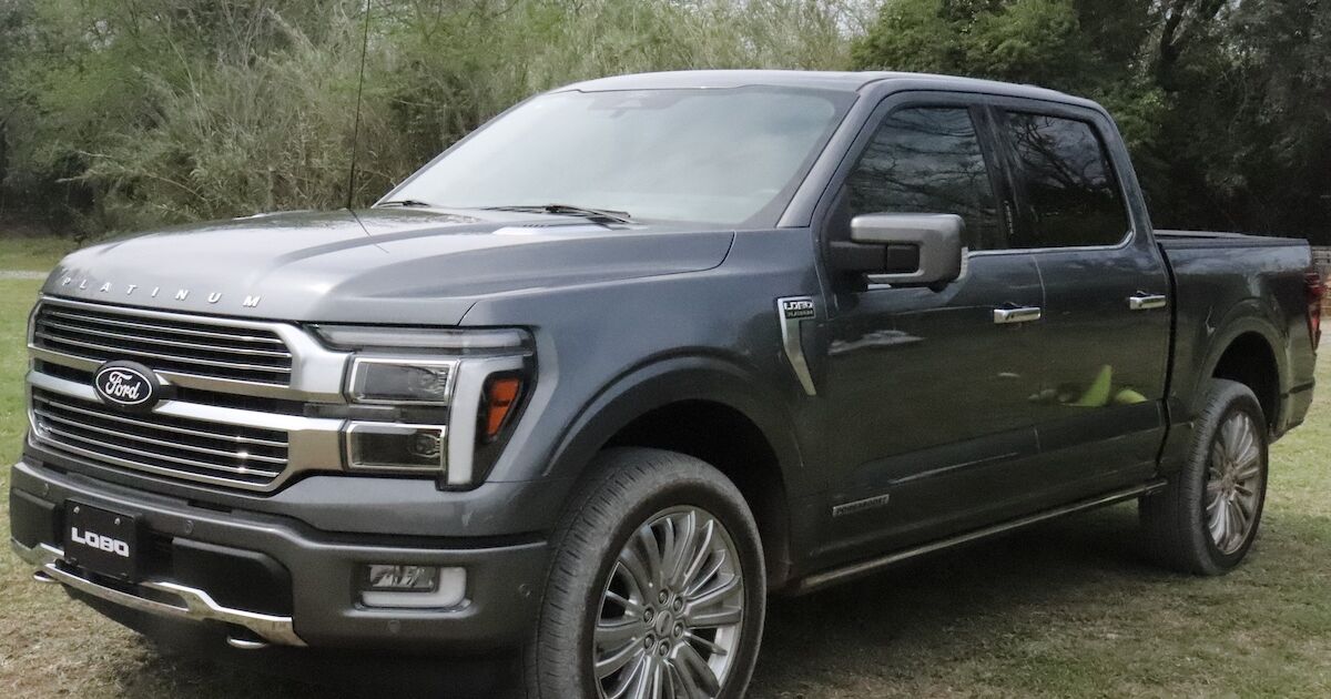 Ford presenta toda la fuerza de la nueva Lobo 2024