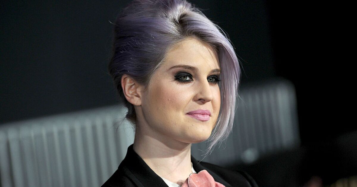 Kelly Osbourne se venga de los hombres que la rechazaron por su físico