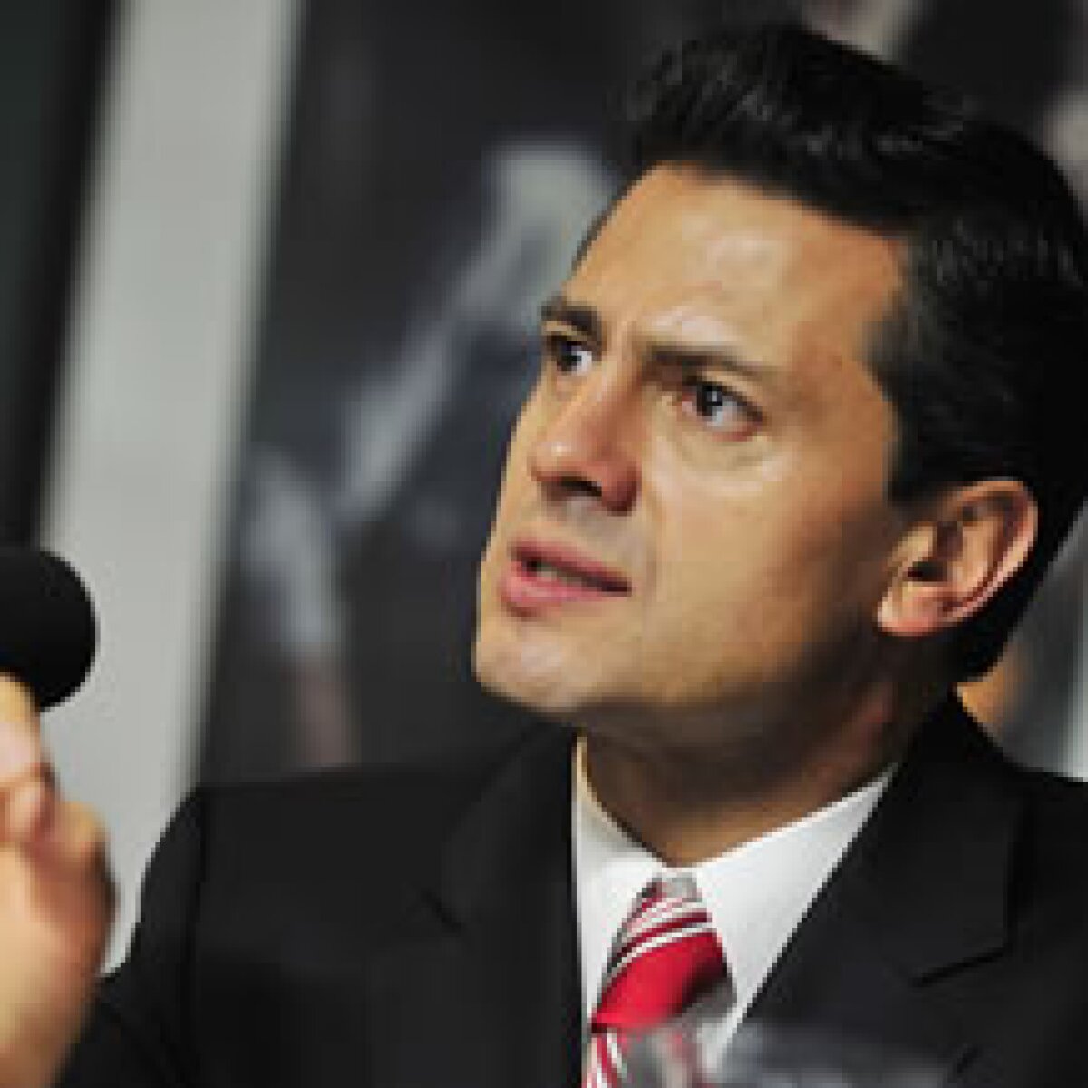 Enrique Peña Nieto, unidad y popularidad