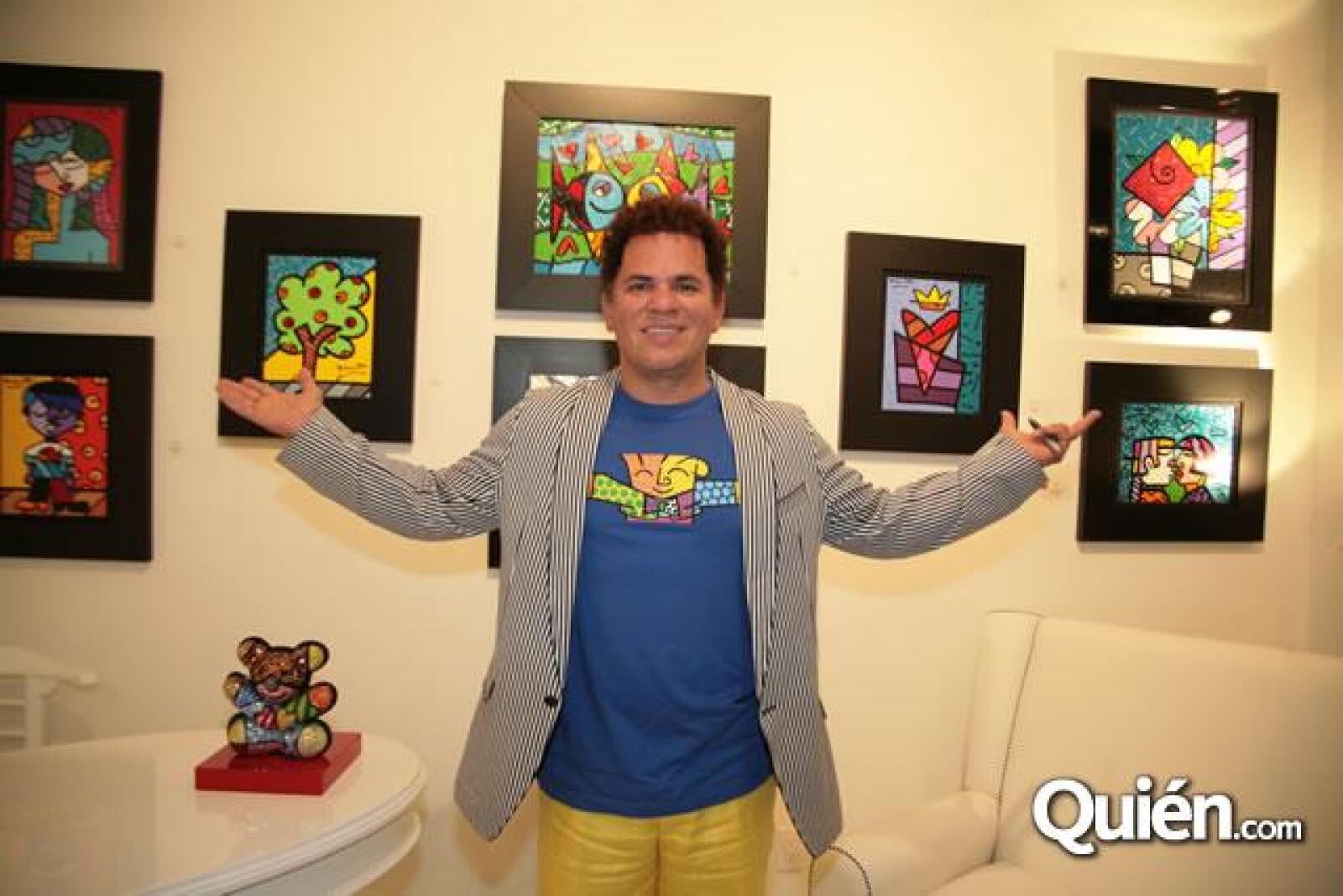 Marc y Renata Pariente en exposición de Romero Britto
