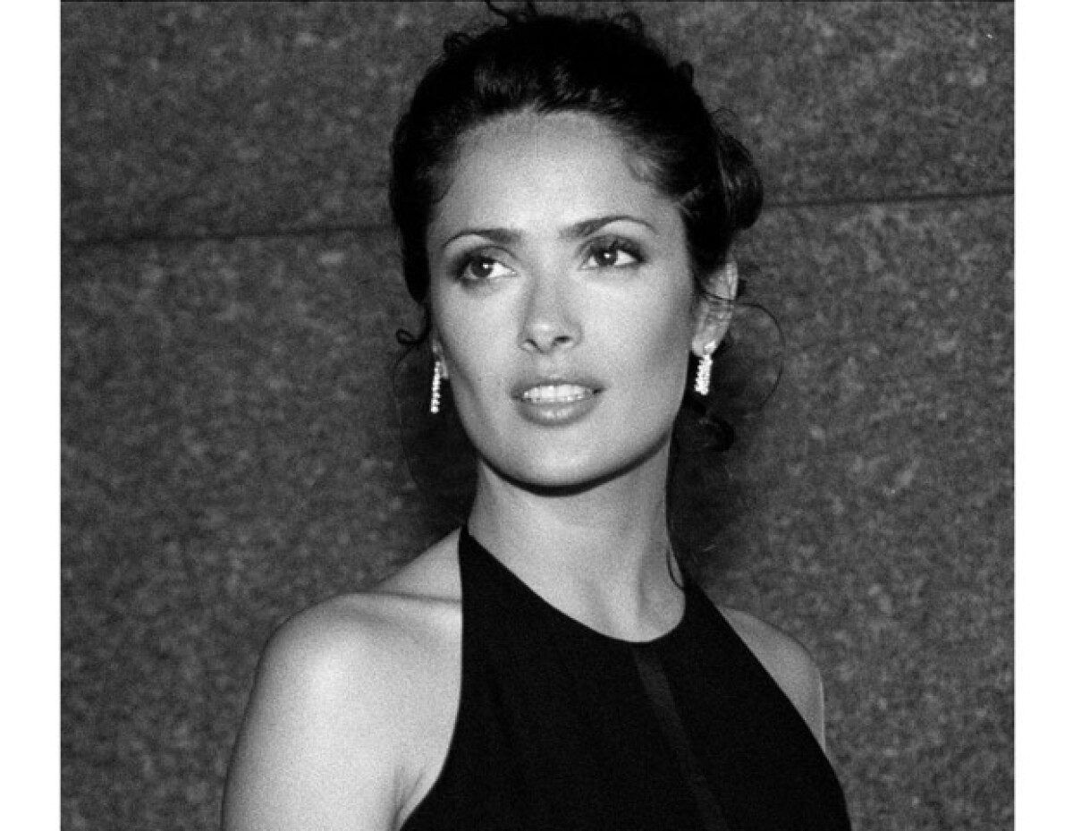 Salma llega a los 46 y así los ha vivido