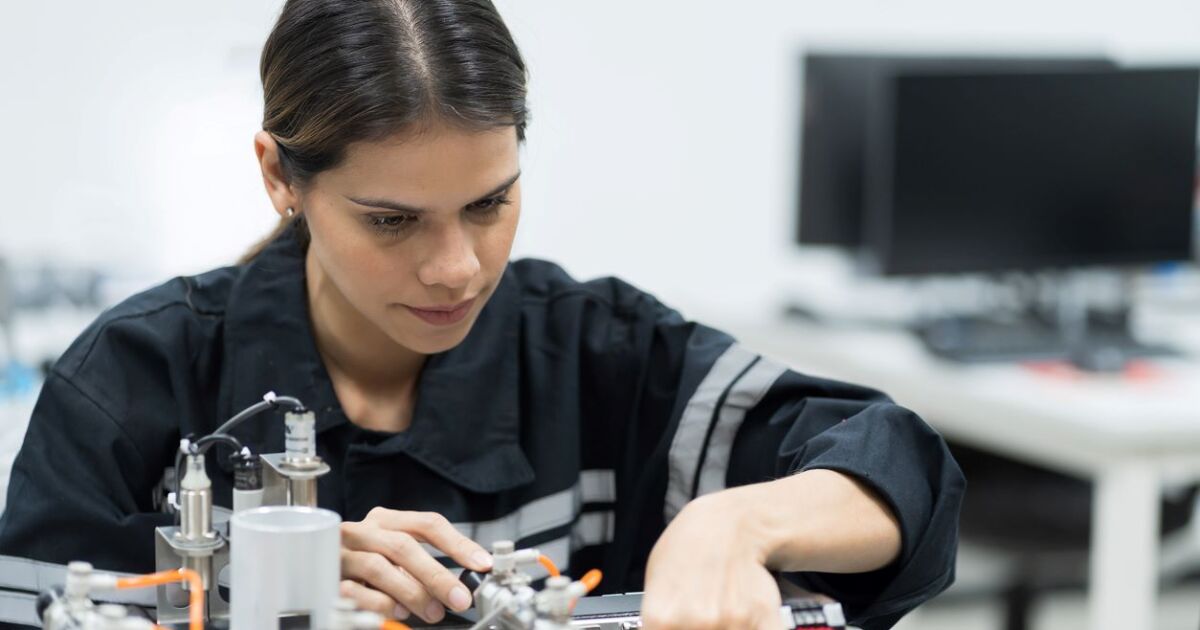 La mujer en la Ingeniería, su valioso rol y su aportación en la industria