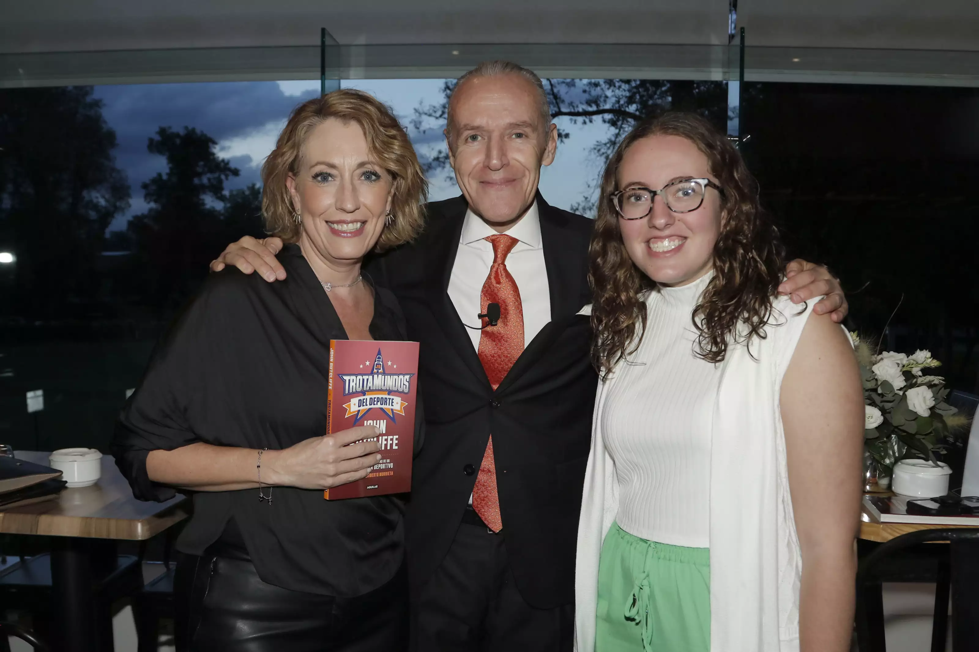 John Sutcliffe presenta 'Trotamundos del deporte'