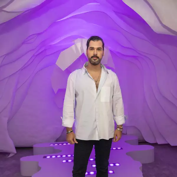 Paulina Dávila, Diego Calva, Irene Azuela y Ludwika de fiesta con Clase ...