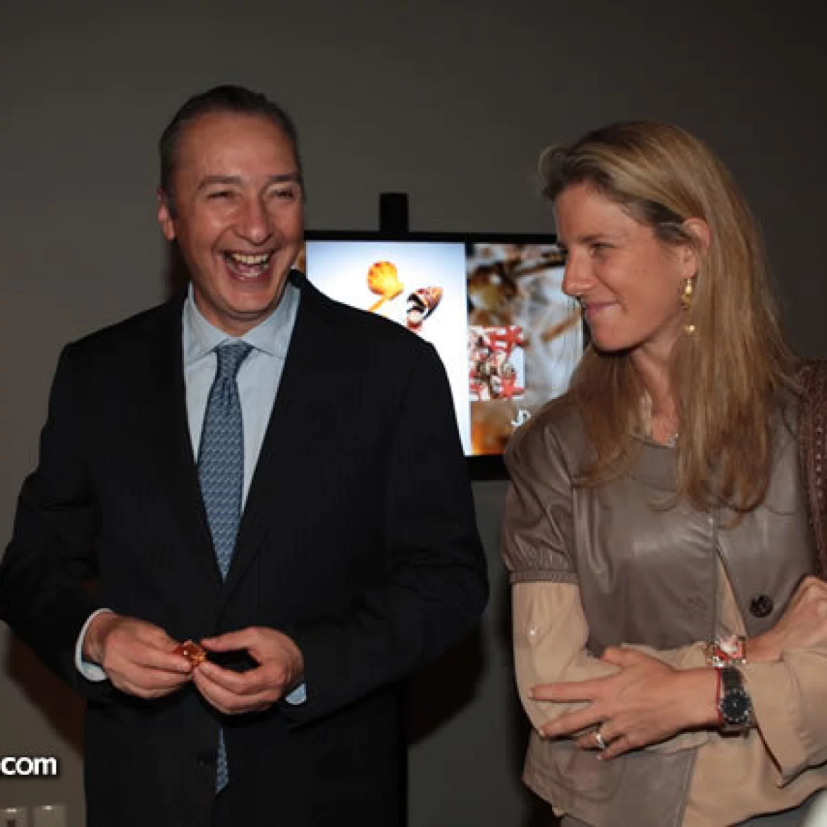 Emilio Azcárraga y Sharon Fastlich en presentación de joy...