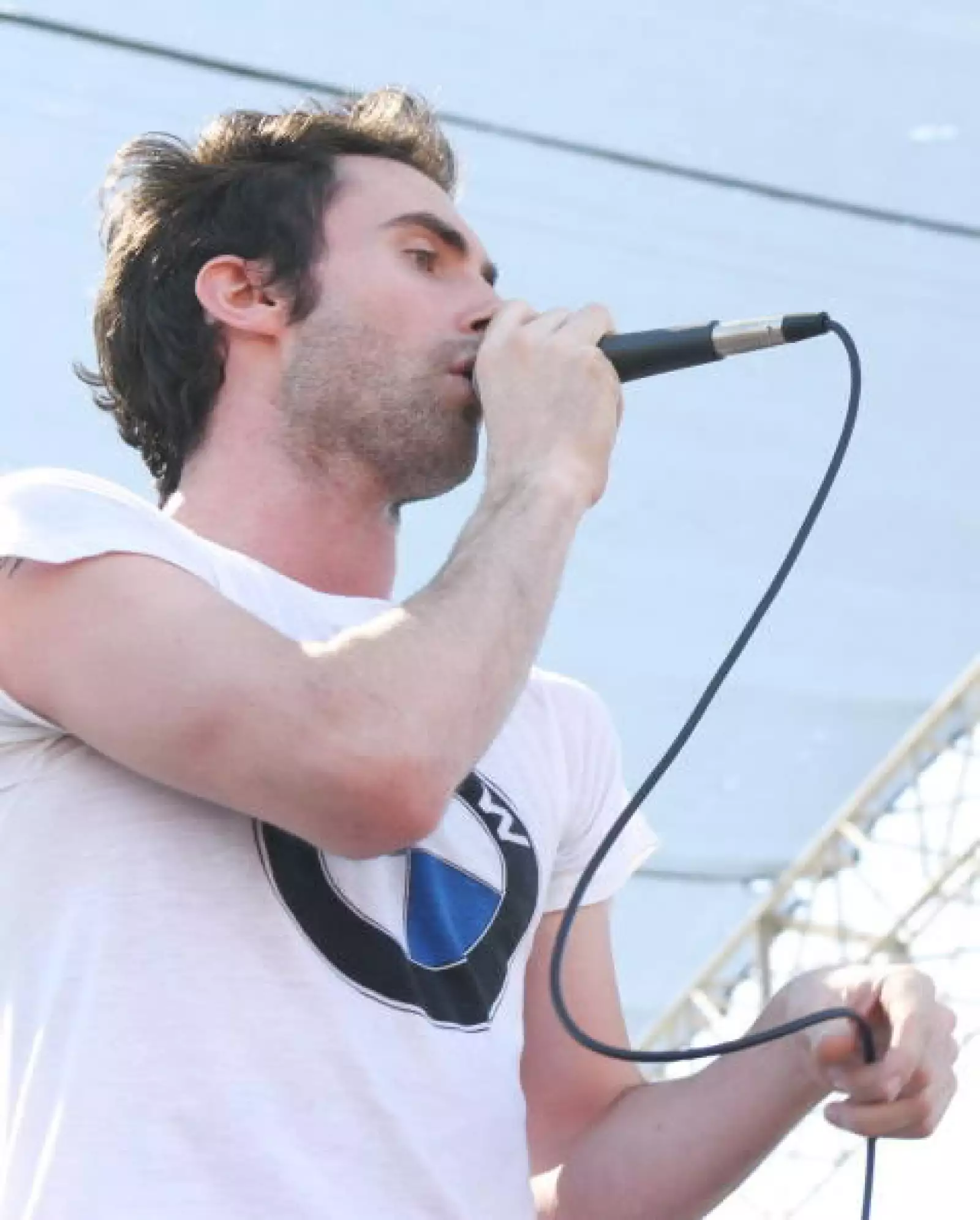 De skinny boy a hot man: La evolución de Adam Levine en f...