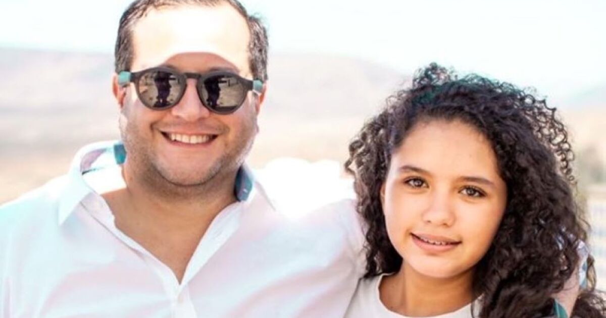 José Ramón, hijo de AMLO, presenta a su hijastra