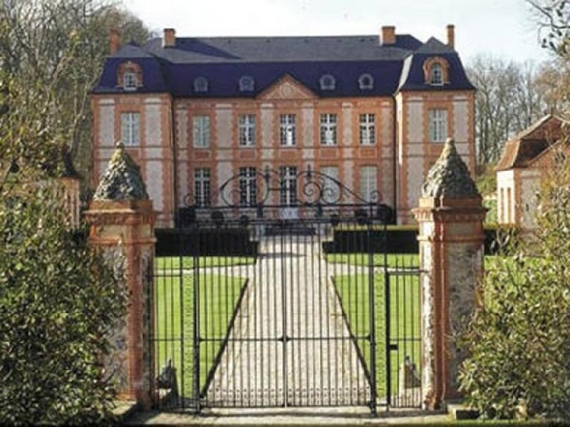 Salma Hayek anfitriona en su castillo francés