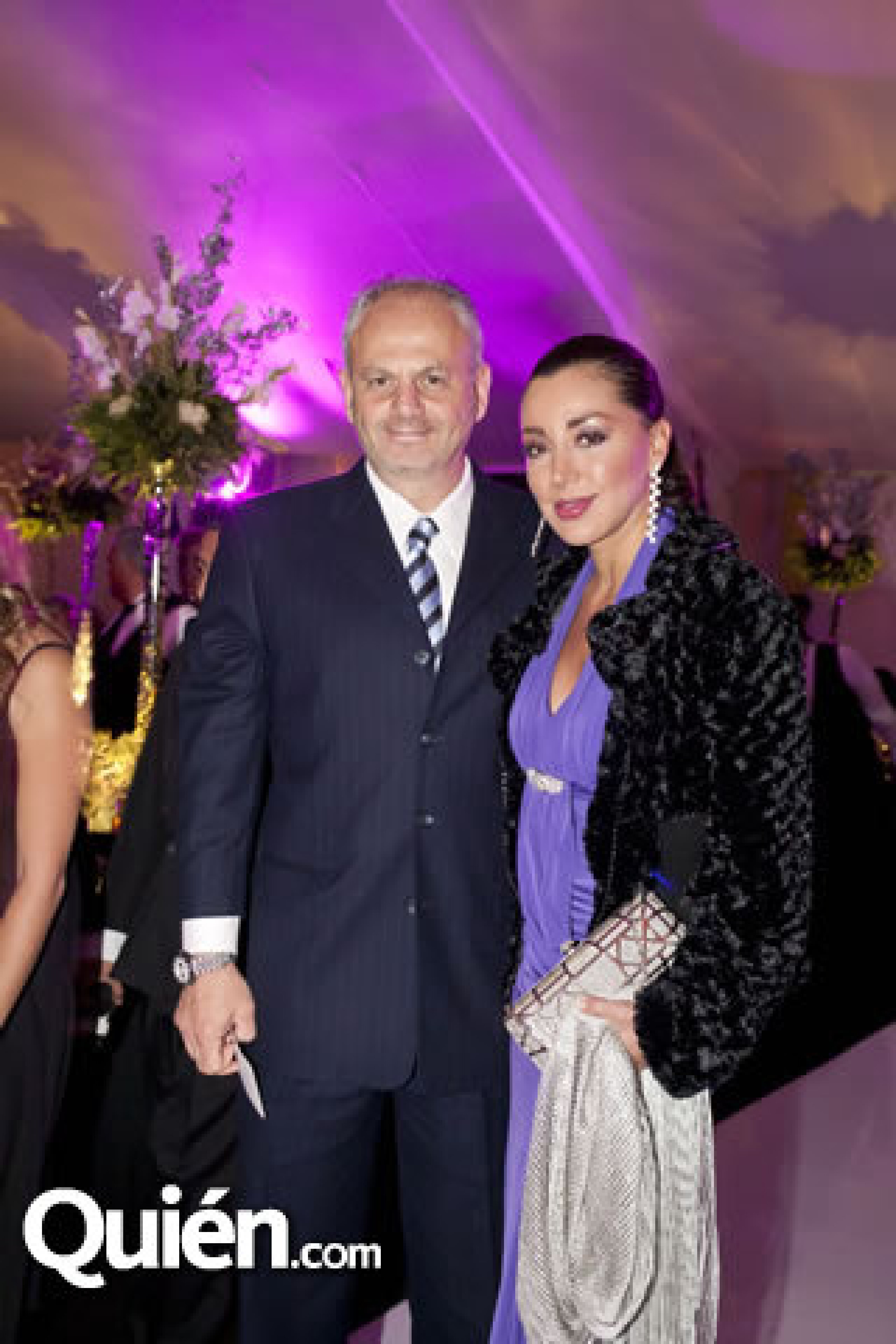 Unen sus vidas Mónica Argüelles y Alejandro Negrete