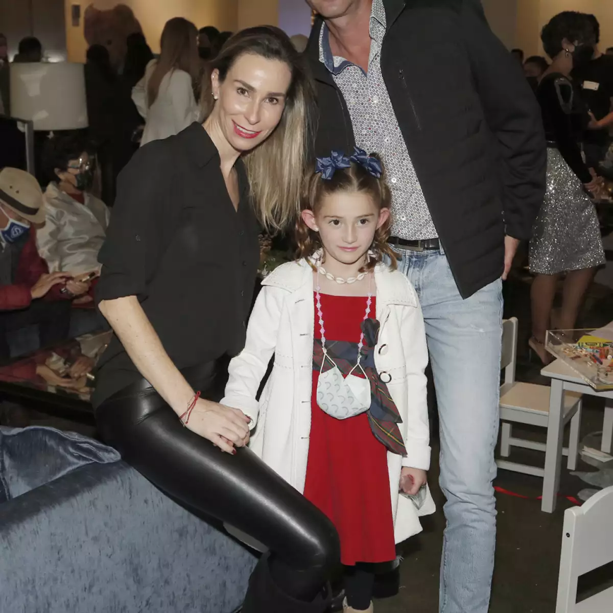 Isa Valero y Horacio Pancheri en la Navidad del St. Regis