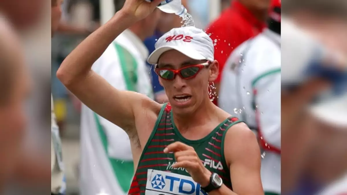 El medallista Noé Hernández mejora aunque respira de forma artificial