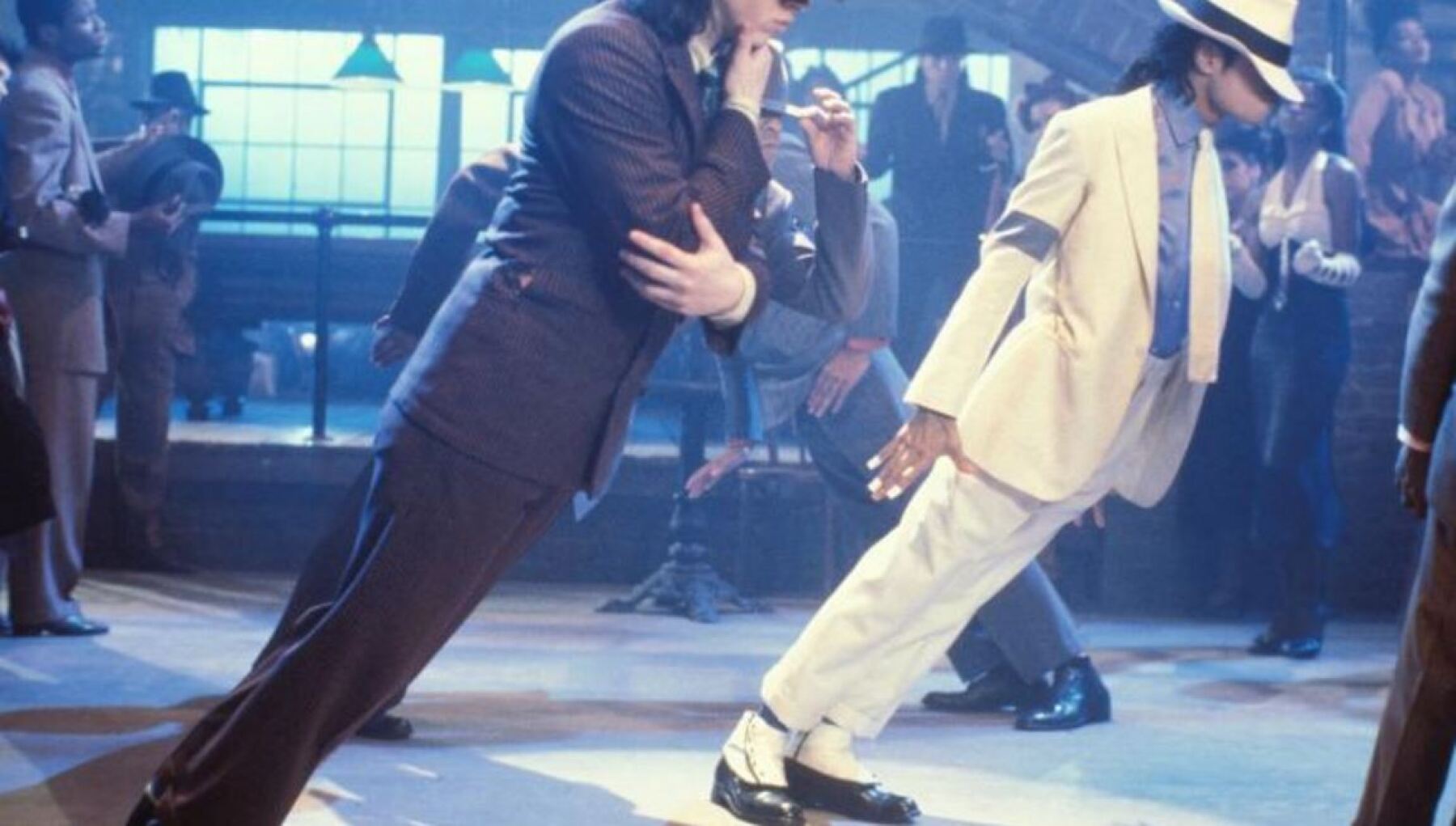 Este paso de baile de Michael Jackson desafió la gravedad gracias a sus ...