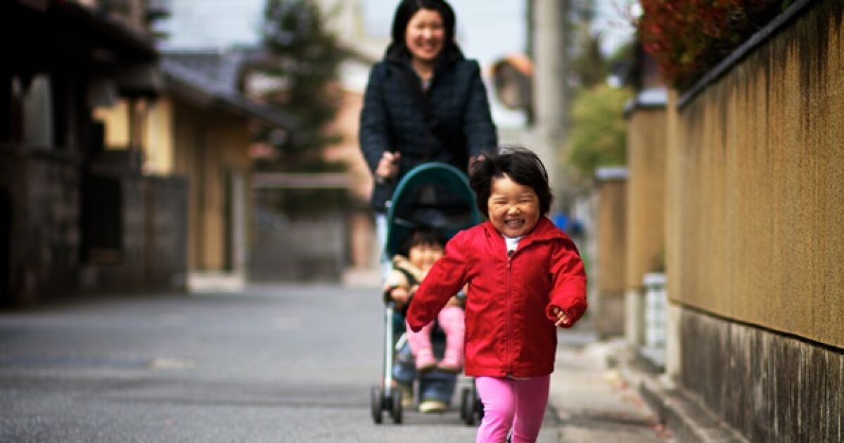 Los niños que pertenecen a minorías raciales ya son mayoría en EU