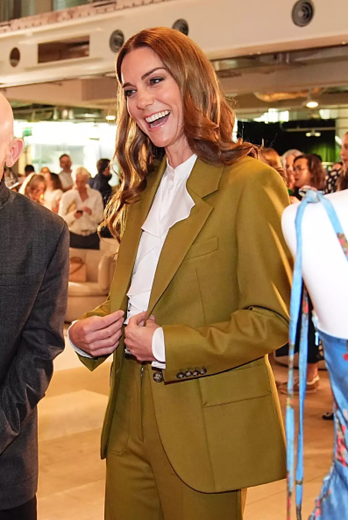 Kate Middleton entrega el Queen Elizabeth II Award for British Design