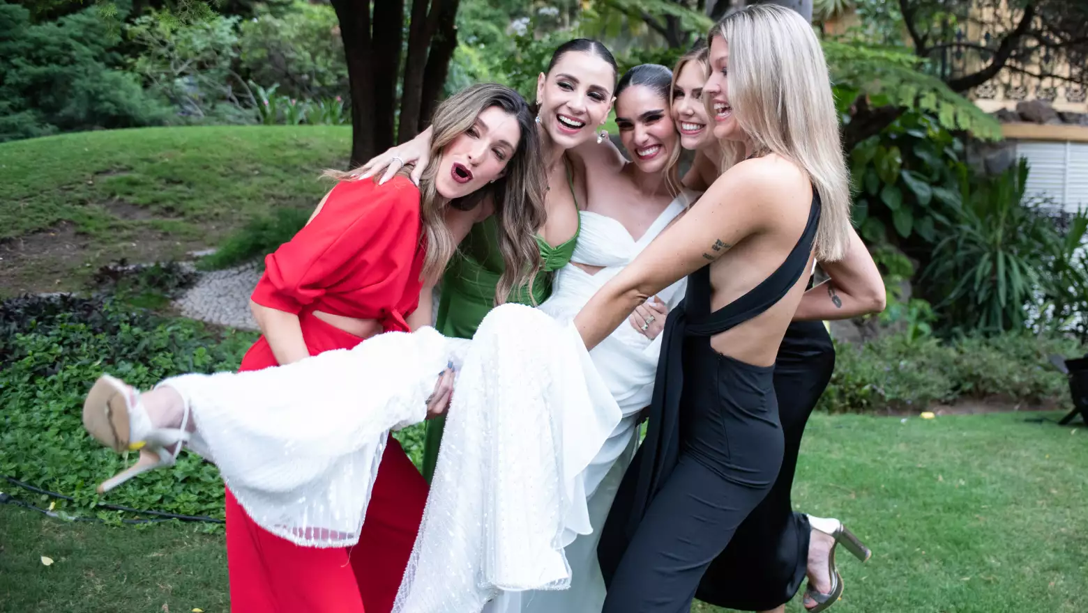 Así fue la boda civil de Alejandra Infante y Juan Pedro Canales