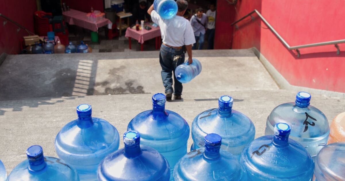 Brugada promete crear “Garrafones para el Bienestar”: 20 litros por 7 pesos