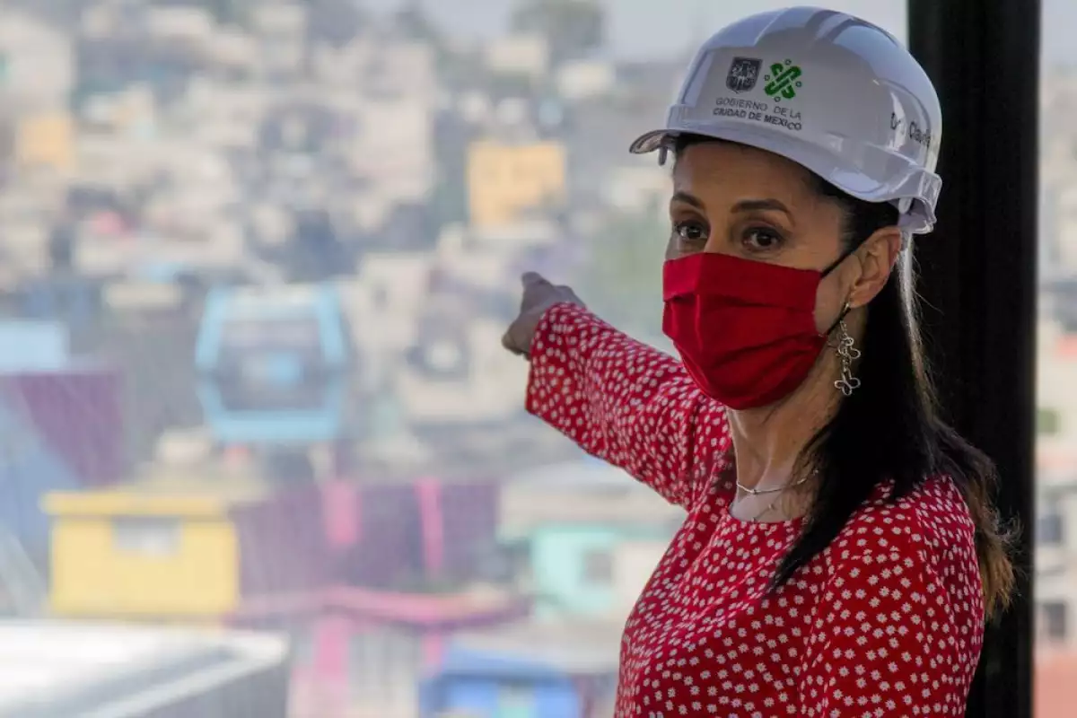 Claudia Sheinbaum se sube al tren de Barbie para "ser lo que quiere ser"