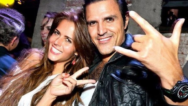 Billy Rovzar y Claudia Álvarez anuncian que están esperando su primer hijo