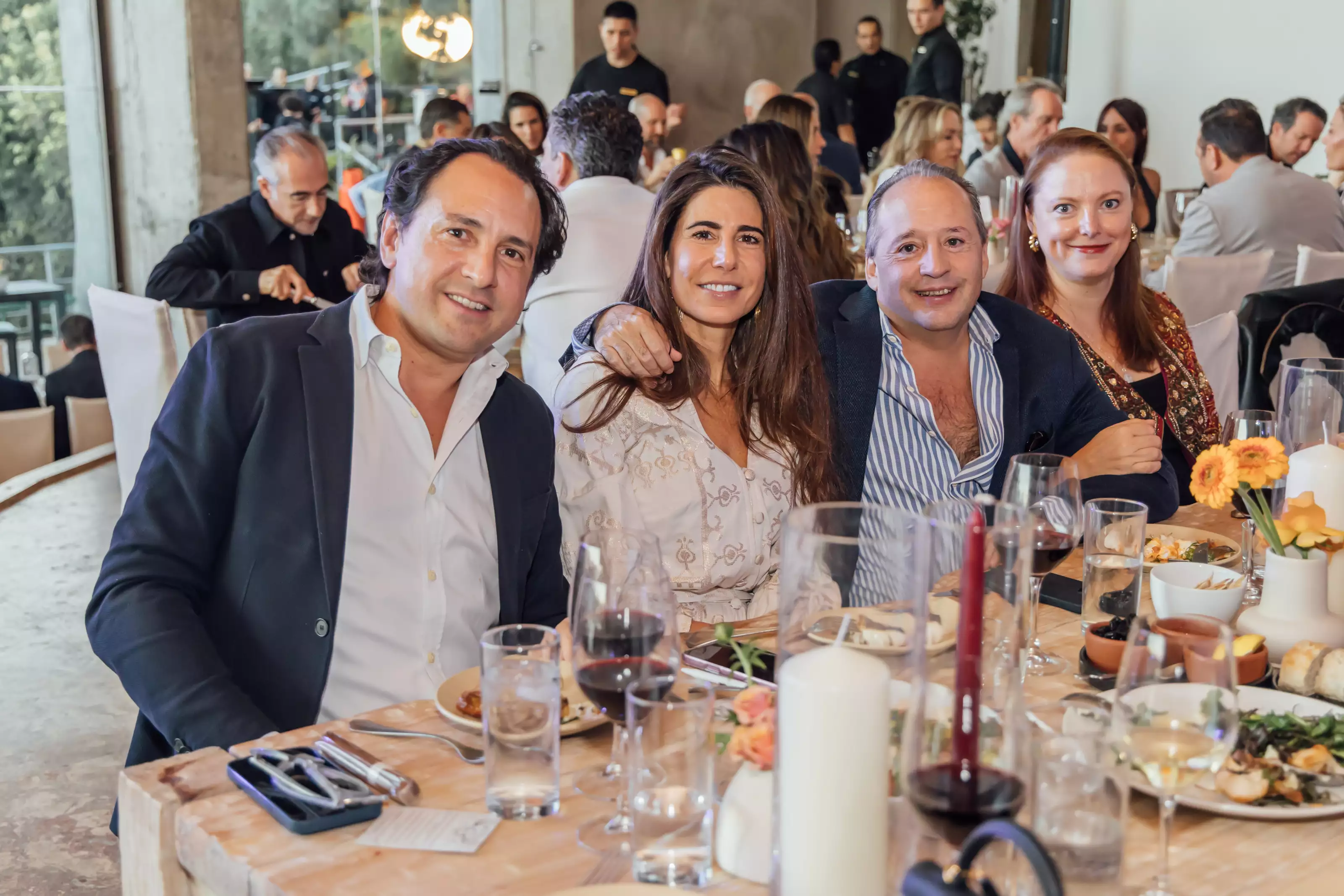 Saddy Abaunza celebra su cumpleaños 60 en Lago Algo