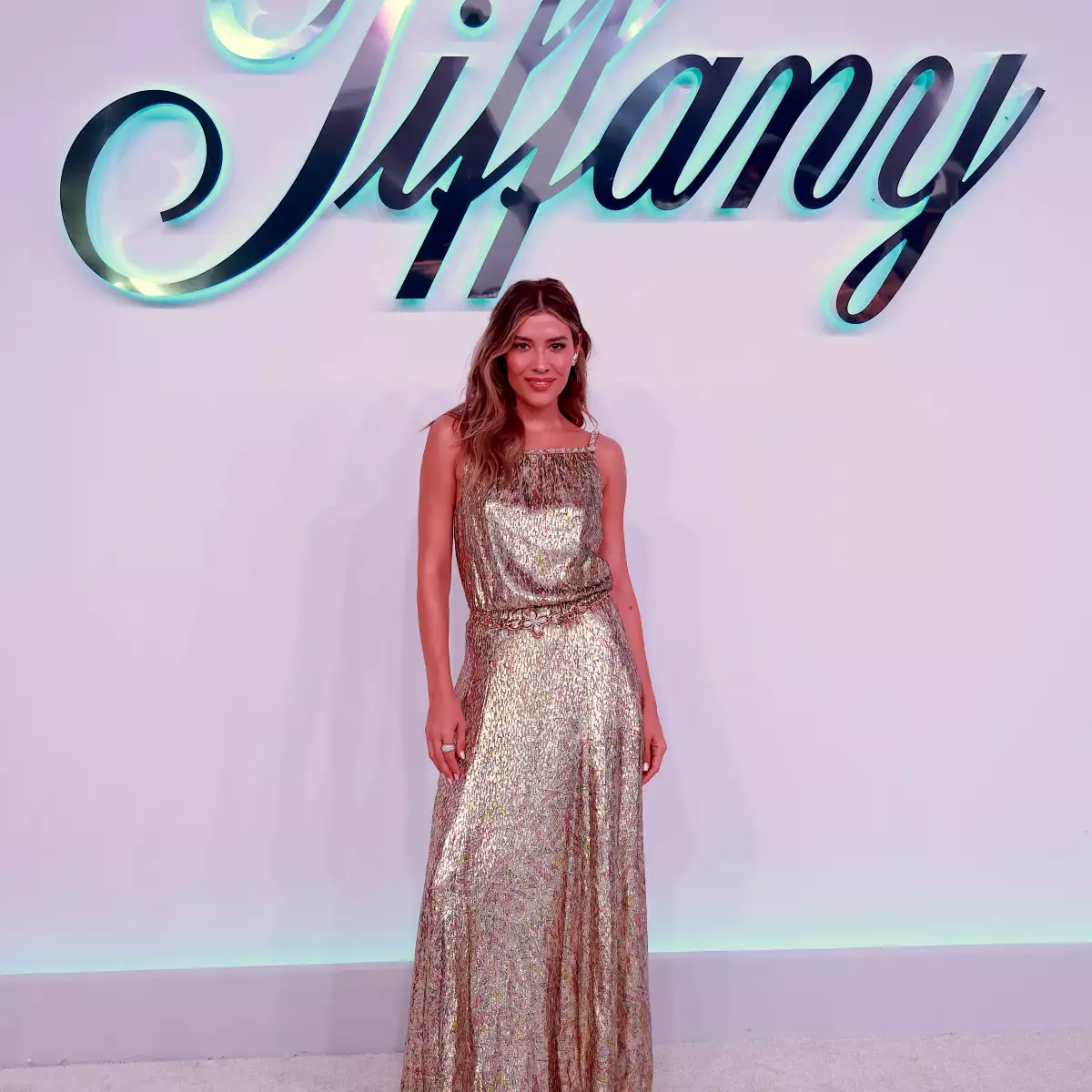 Alejandro Fernández y Karla Laveaga en la expo de Tiffany Diamonds ...