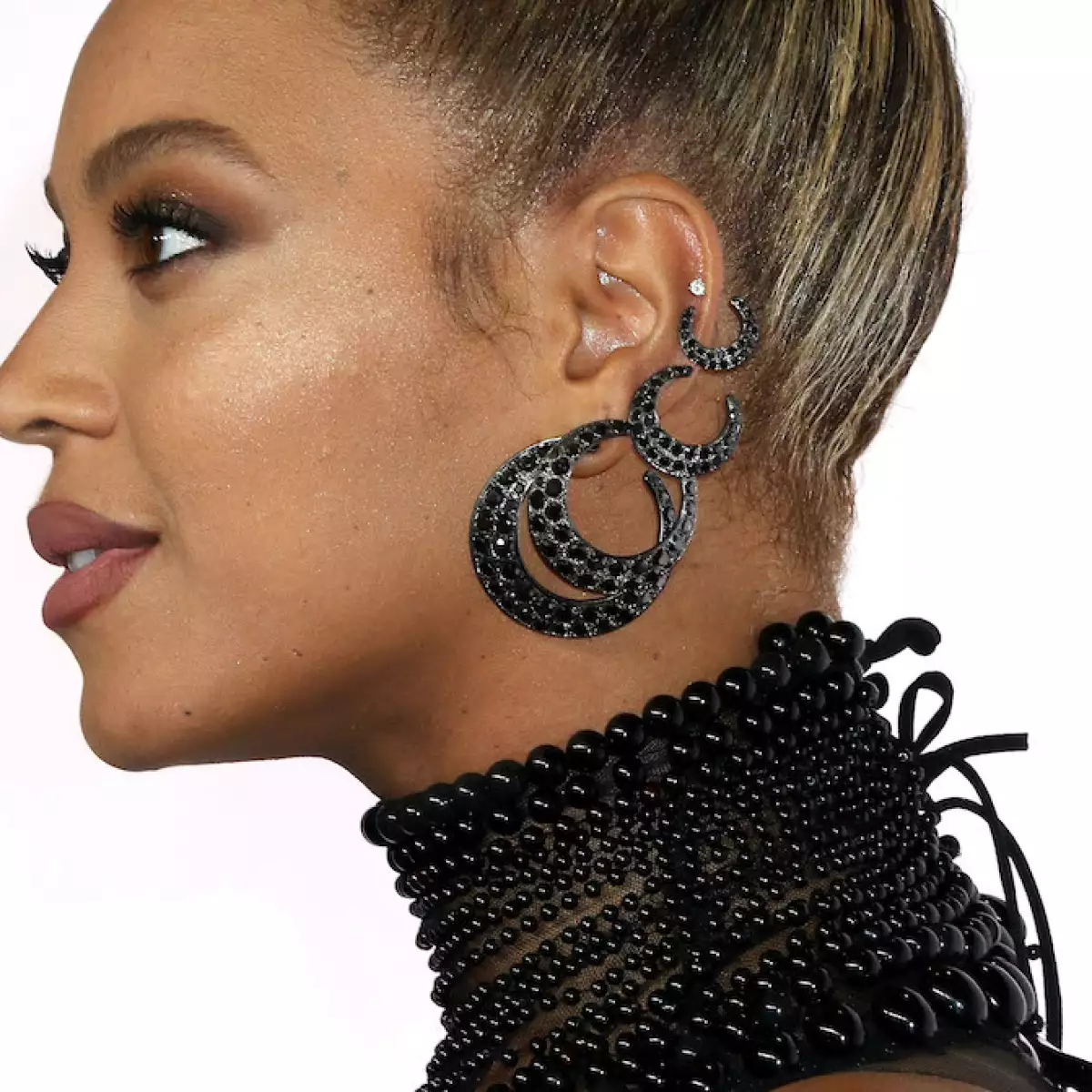 Ellas son las celebs con las orejas más cool, te decimos porqué