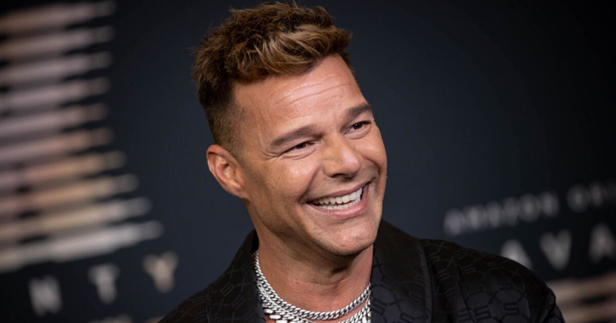 ¿Qué se hizo en la cara Ricky Martin?
