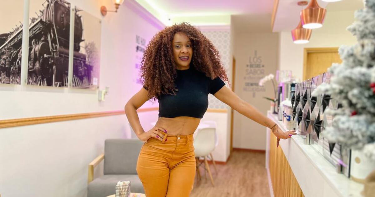 M´balia, del escenario a emprendedora, paso a paso