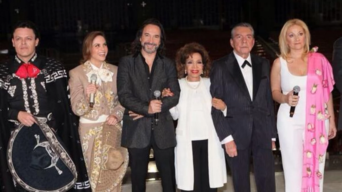 Aída Cuevas celebra 45 años de carrera con disco, concierto... y ¡un curso!