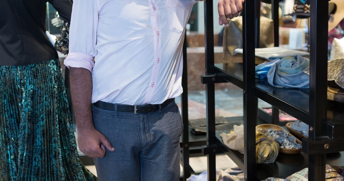 Yaser Shaw: Conoce al diseñador de los chales más in