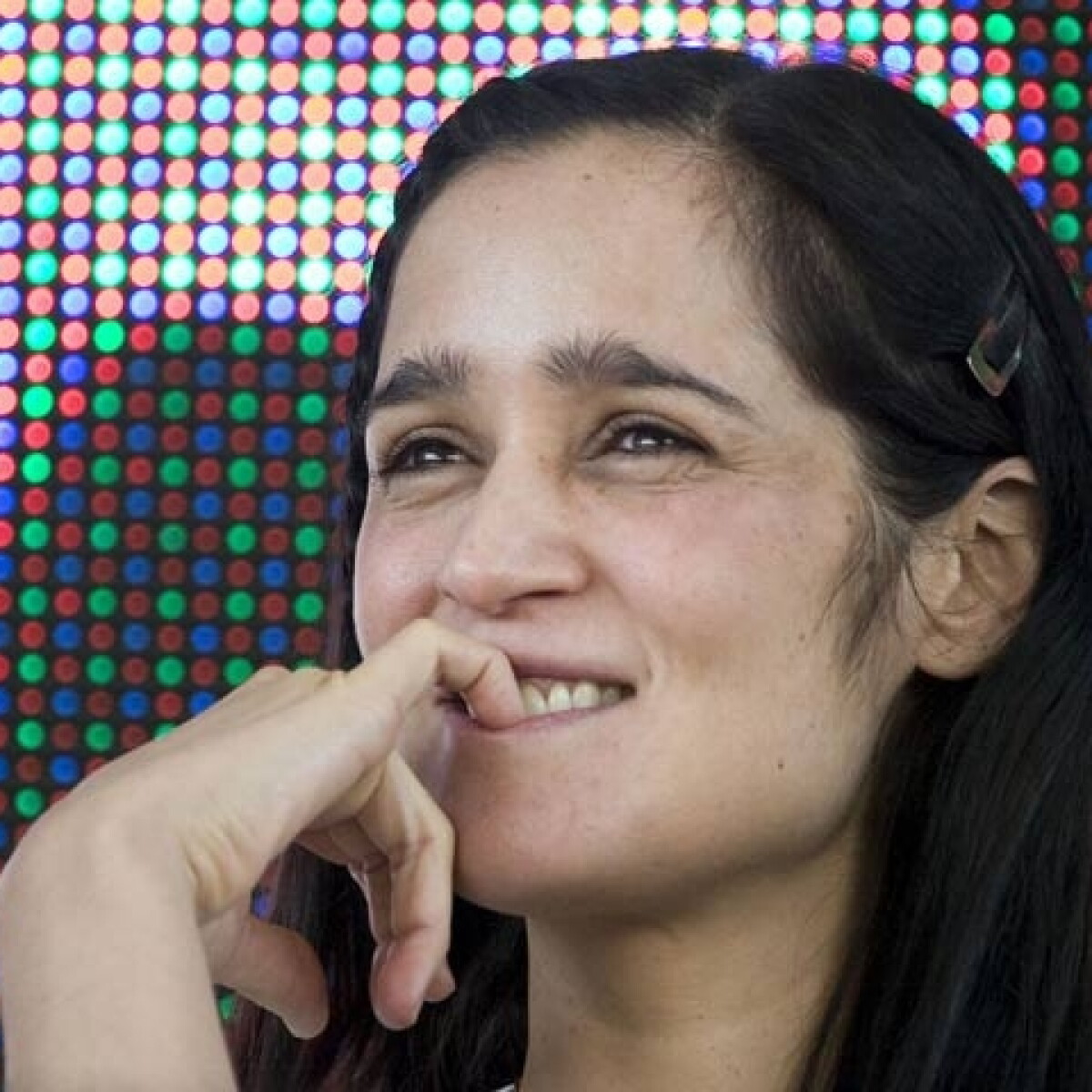 Detienen A Julieta Venegas Por Culpa De Un Plátano