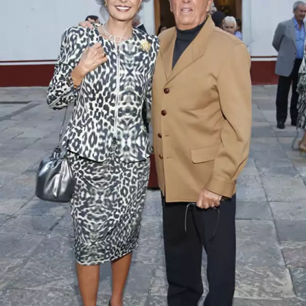 Festejan el 40 aniversario del Colegio Olinca