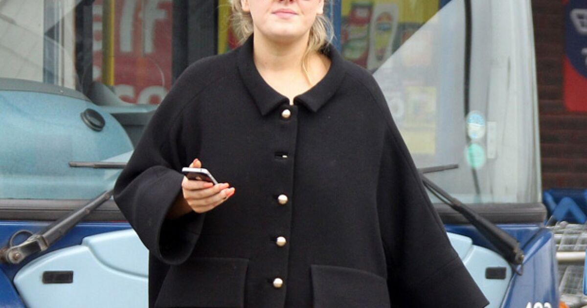 Adele confirma que está embarazada