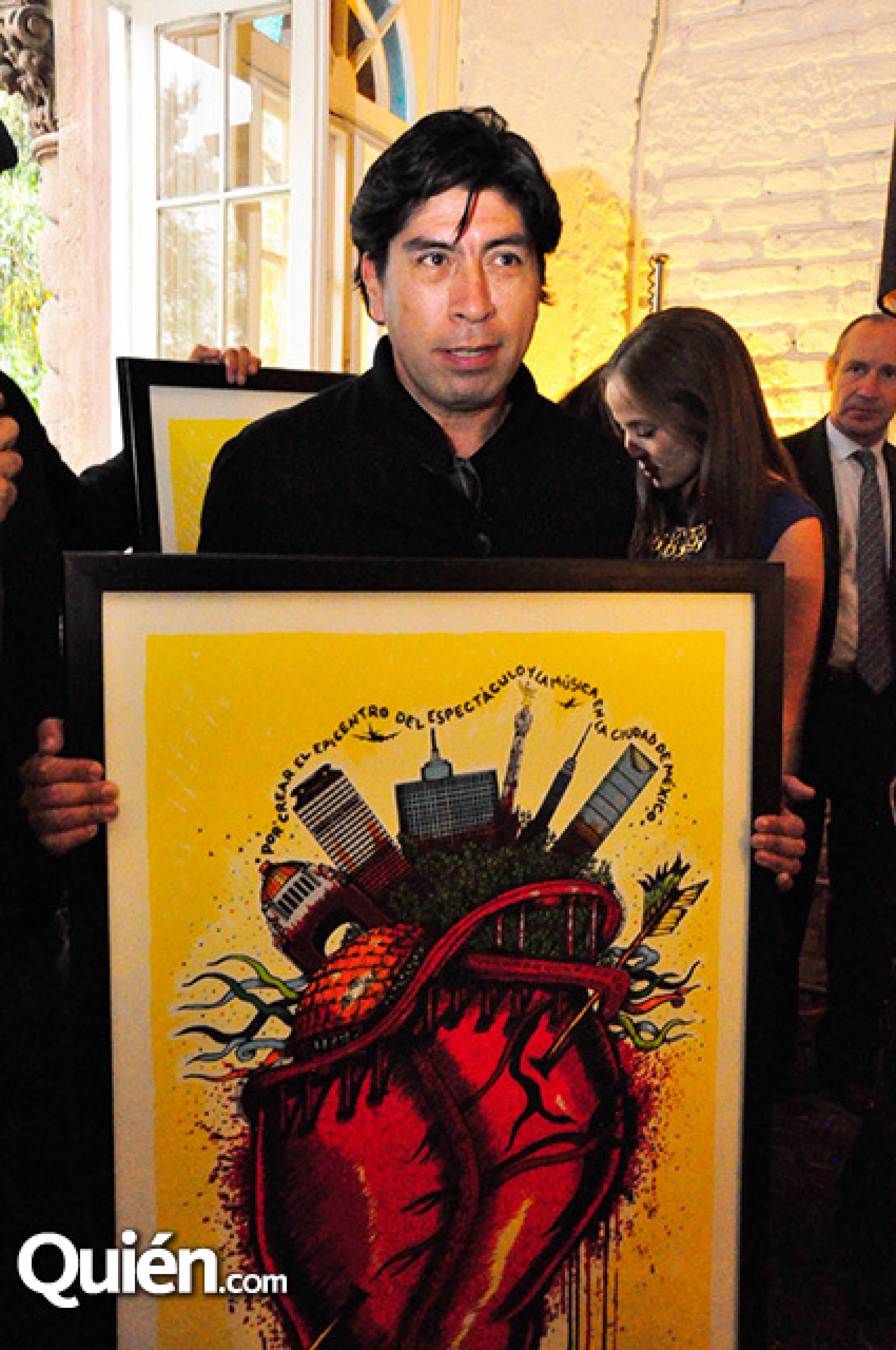 La entrega del Corazón Chilango